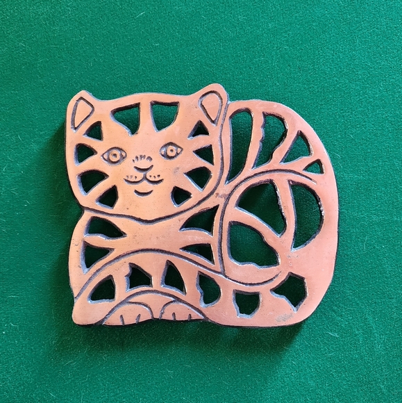 Kitchen | Copper Cast Iron Cat Trivet | Poshmark